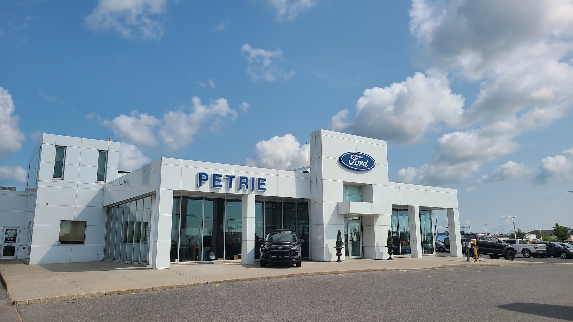 Petrie Ford - Kinsmen Dream Home